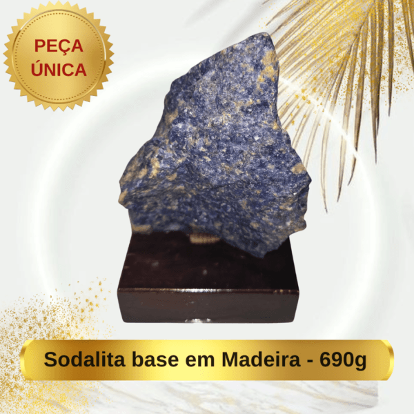 Sodalita base em Madeira - 690g